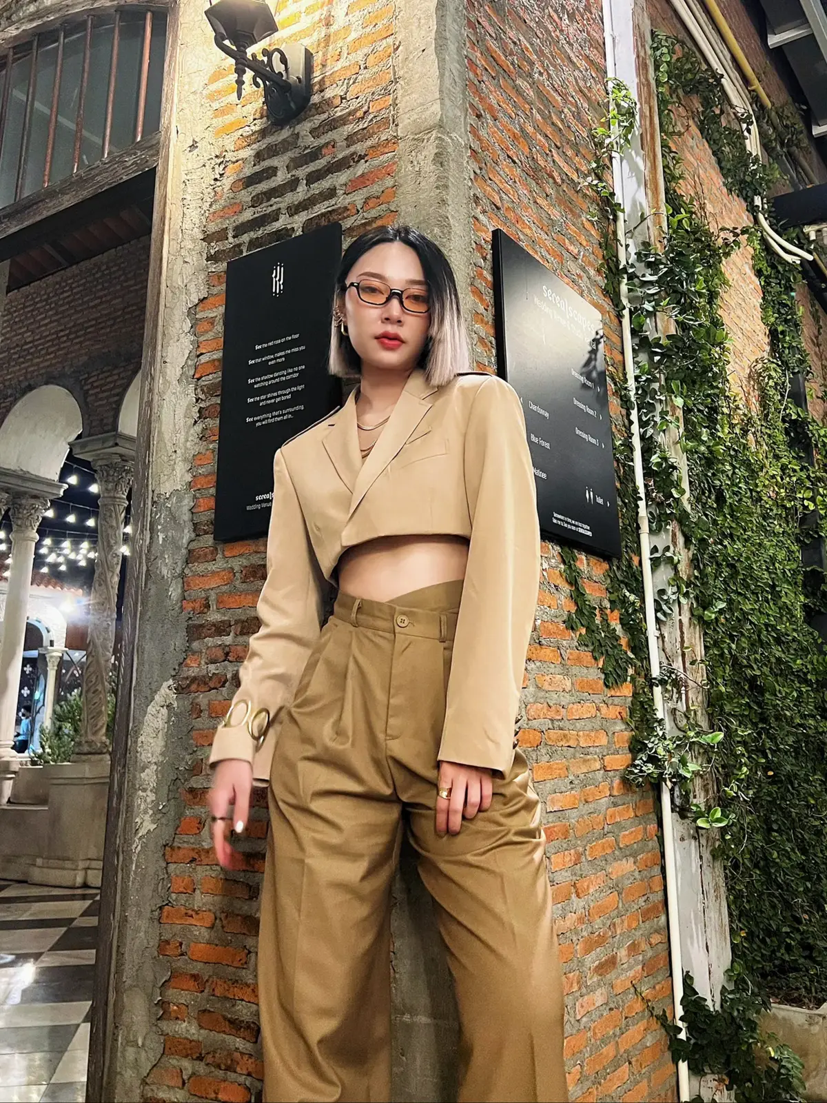 แต่งตัวไปงานแต่งแบบสาวเก๋ ไม่เหมือนใคร | แกลเลอรีที่โพสต์โดย Snux.SN | Lemon8