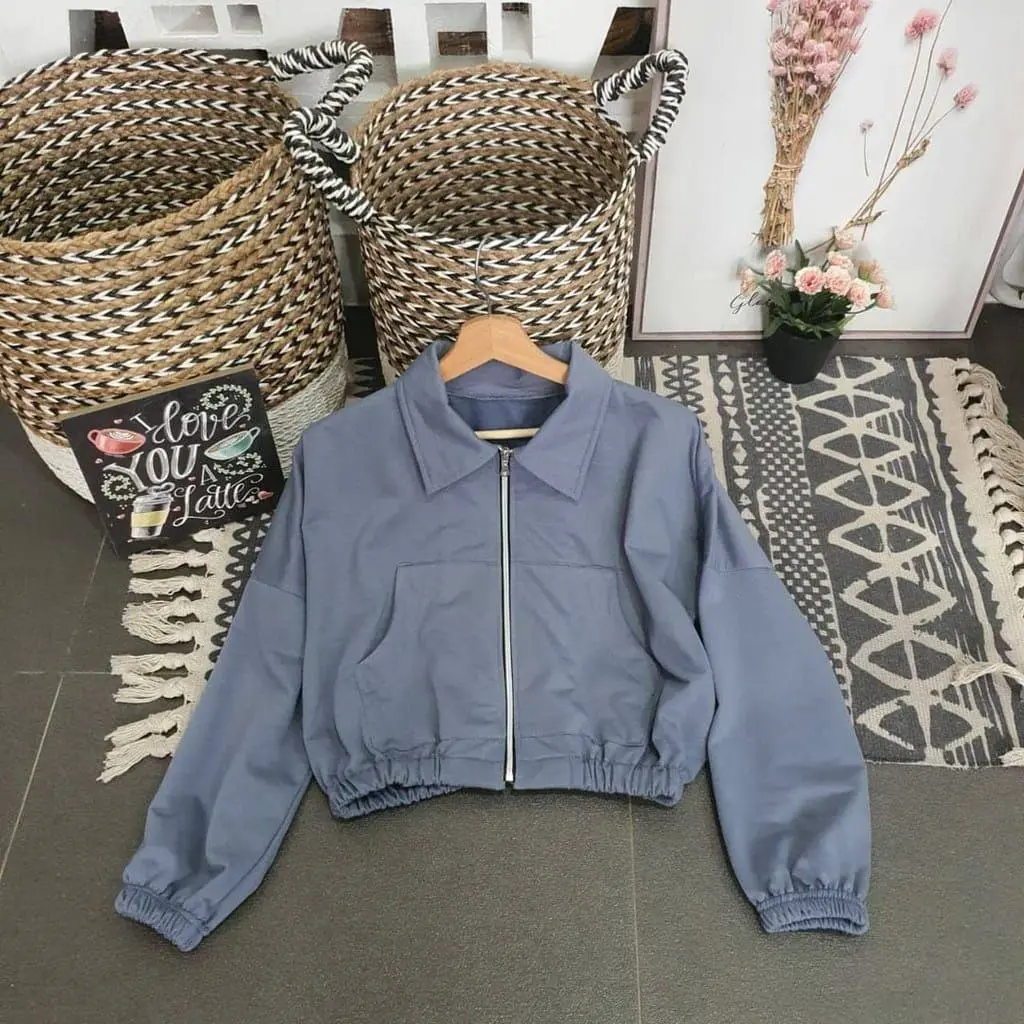 Jaket crop korean style | Galeri diposting oleh Nanna Safithri | Lemon8