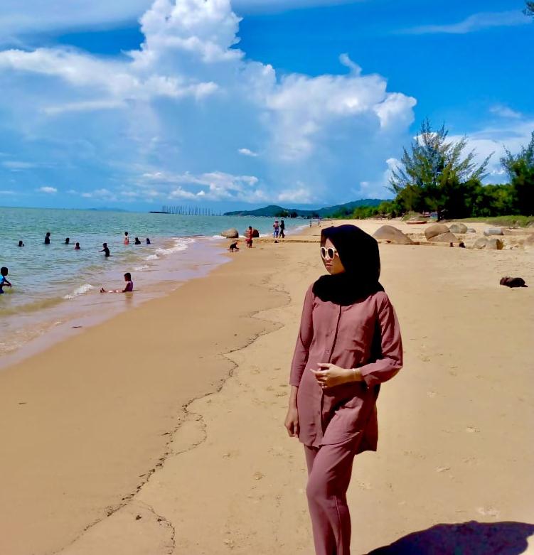 Posting Yuri |Lemon8