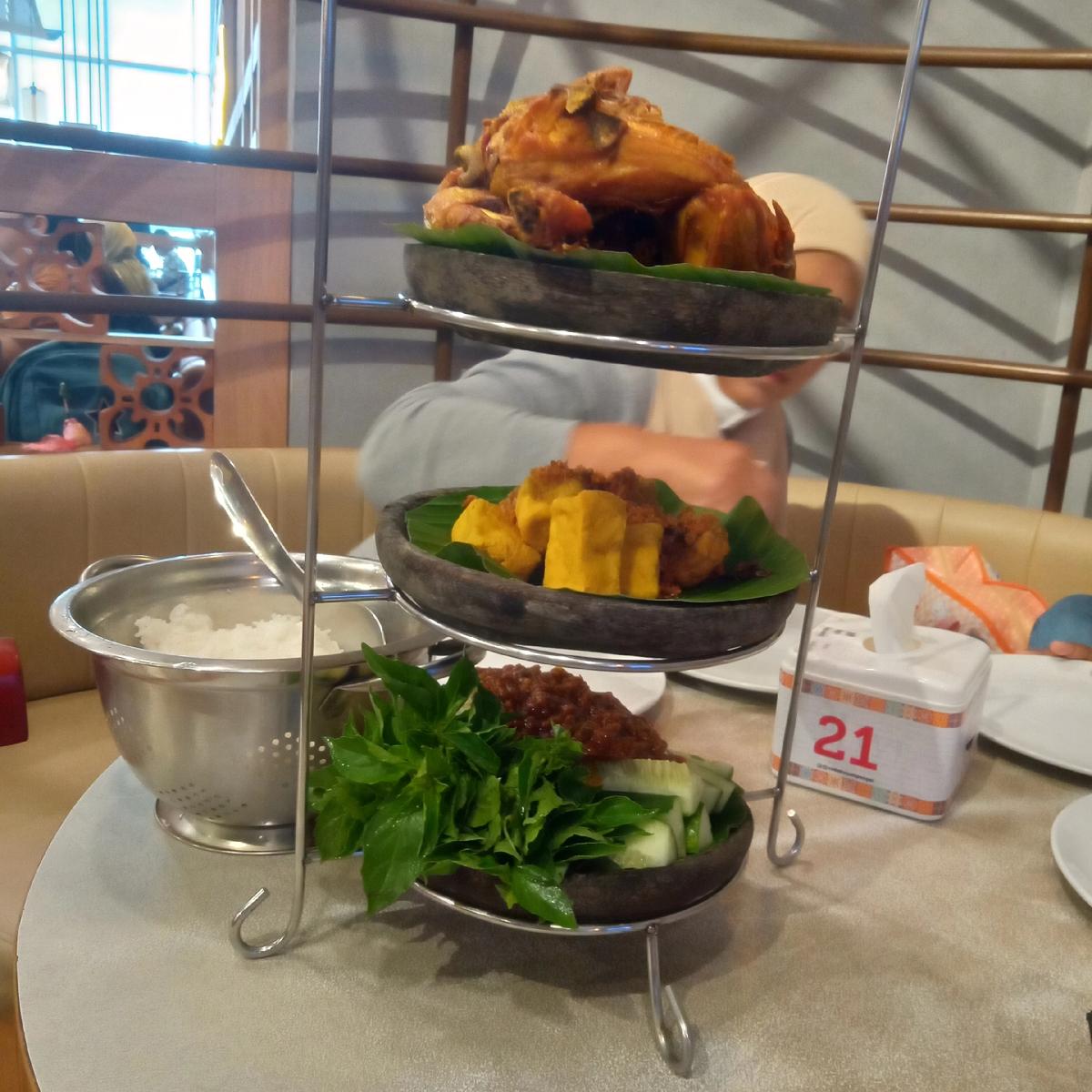 Posting Wanda Tiwi|Lemon8