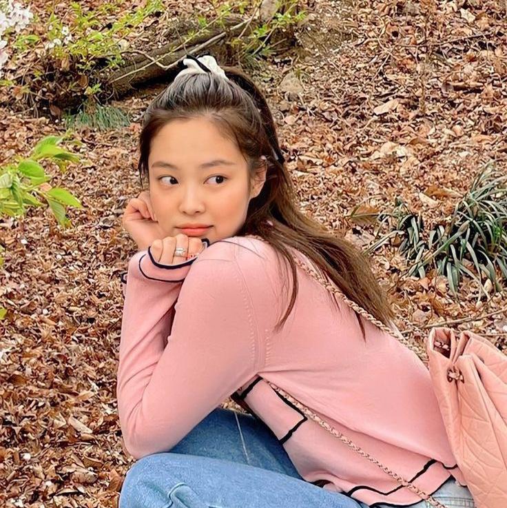 โพสต์ ของ Jennie mini|Lemon8