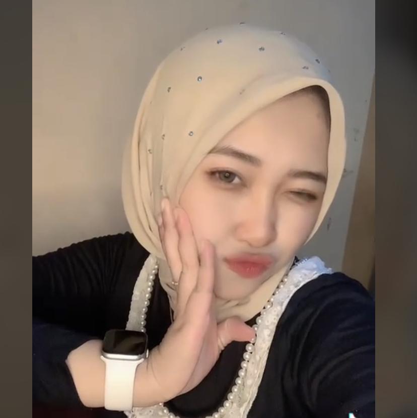 Posting Bella sabila|Lemon8