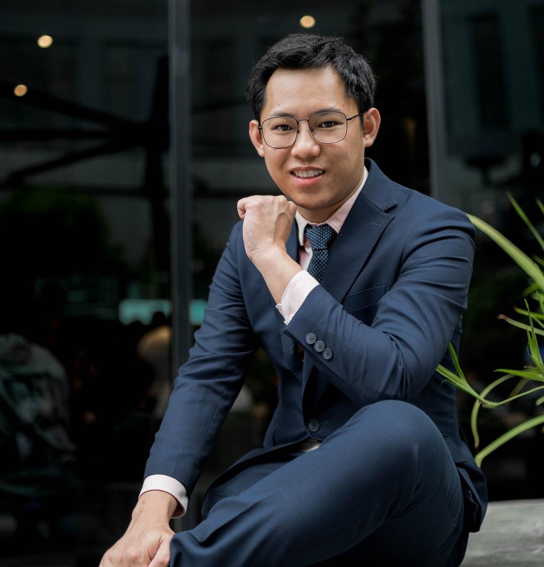 Posting Lawyer Dylan|Lemon8