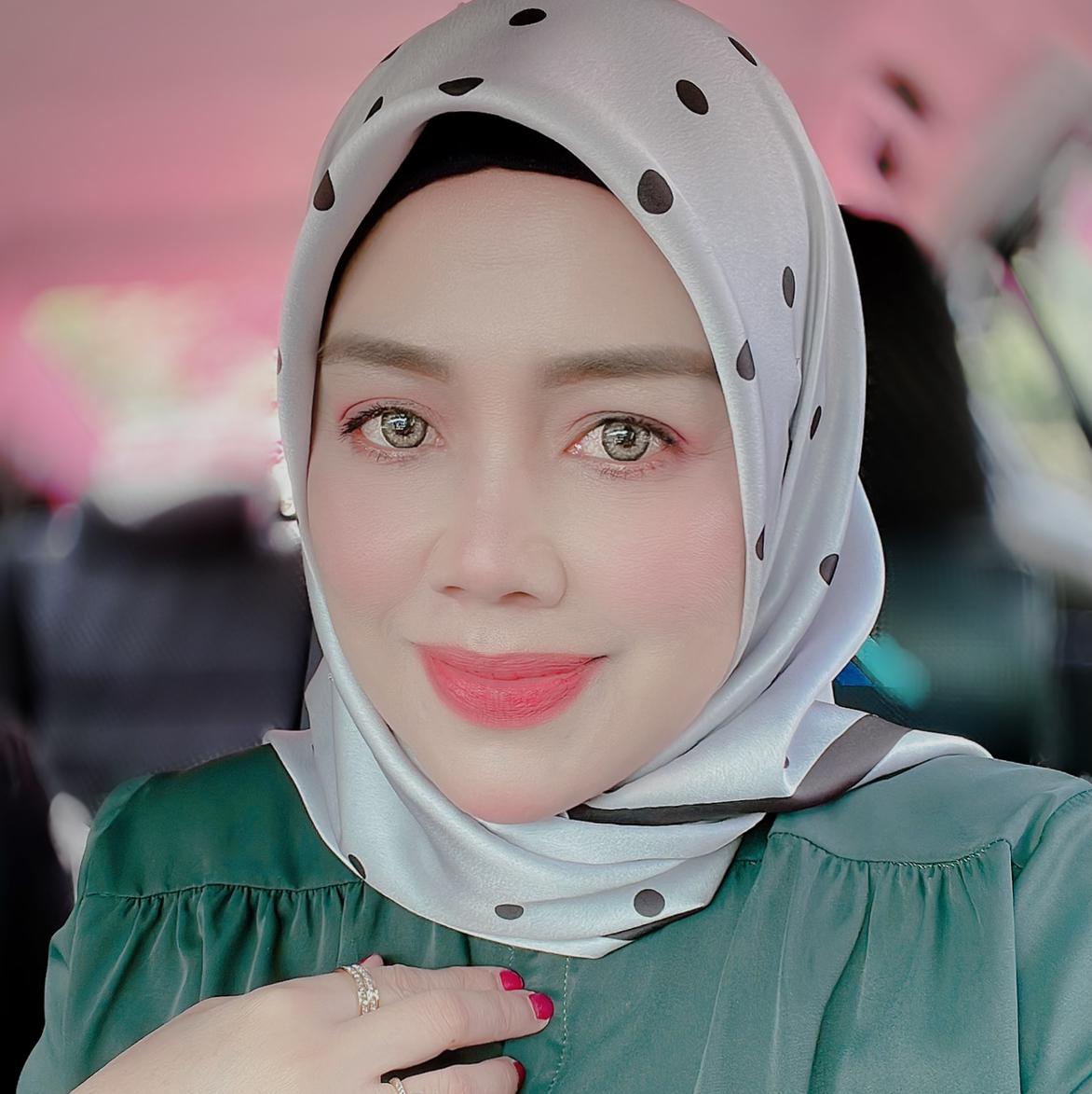 Ezona_Noir's Post|Lemon8