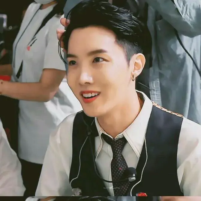 Posting Mark Lee|Lemon8