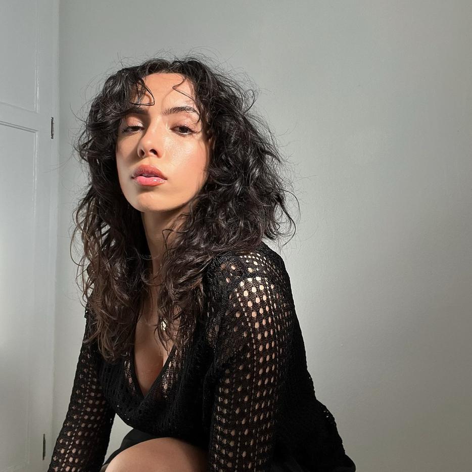 โพสต์ ของ neena roe|Lemon8