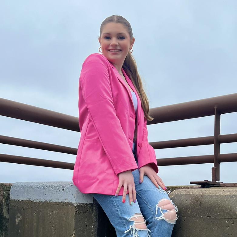 Posting Eve Elise|Lemon8