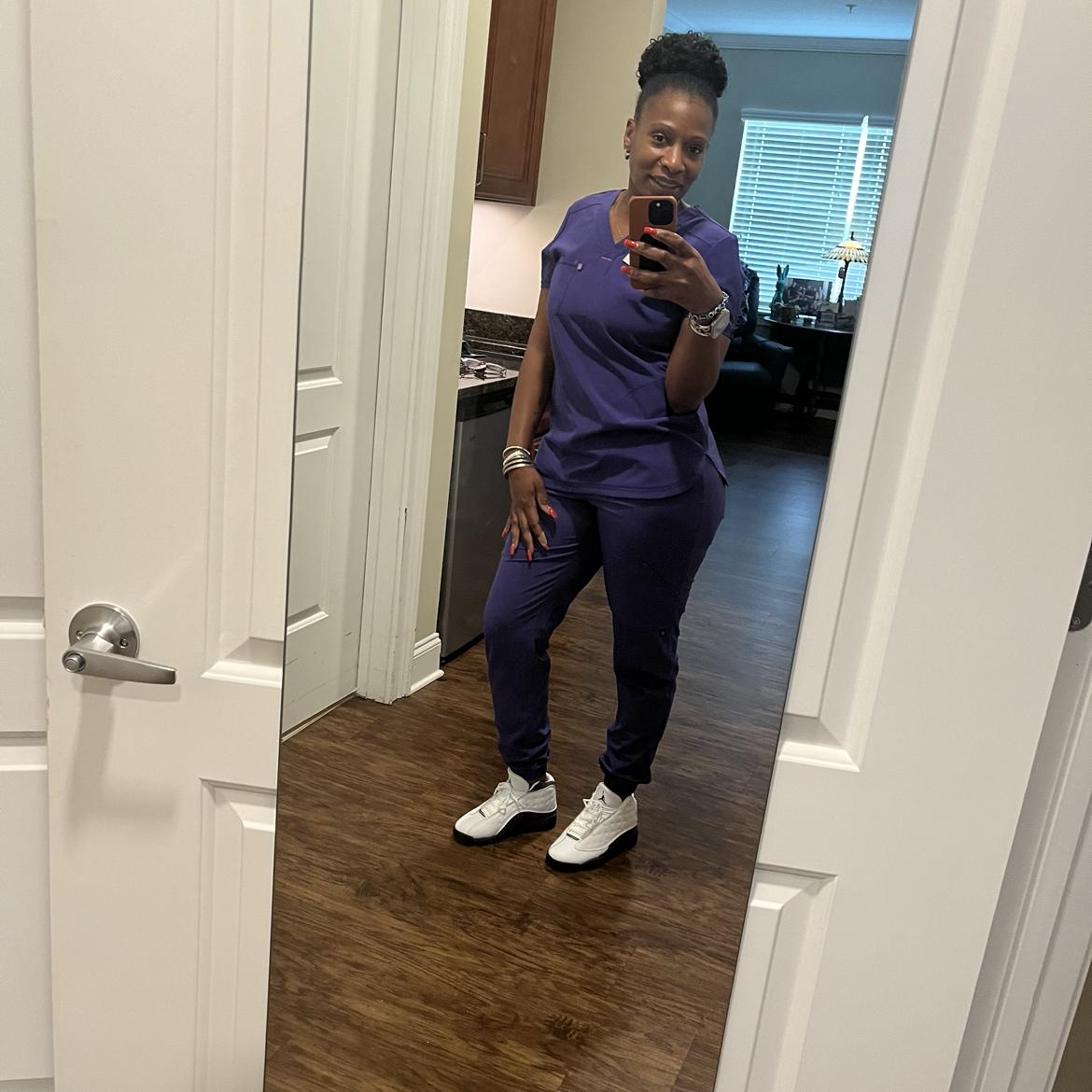 Siarkan Nicole Lipscomb|Lemon8