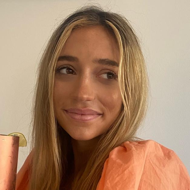 โพสต์ ของ carly steed|Lemon8