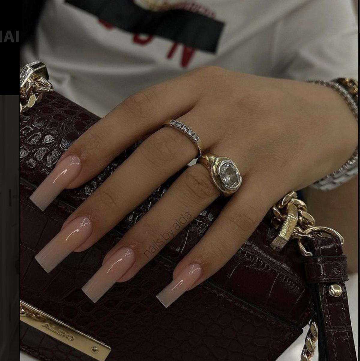 โพสต ของ April Danni Lemon8