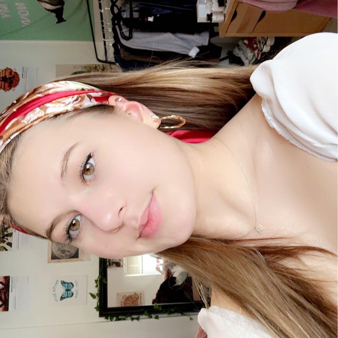 โพสต์ ของ Katie Miller|Lemon8