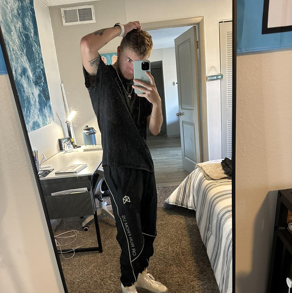 โพสต์ ของ Liam Spencer|Lemon8