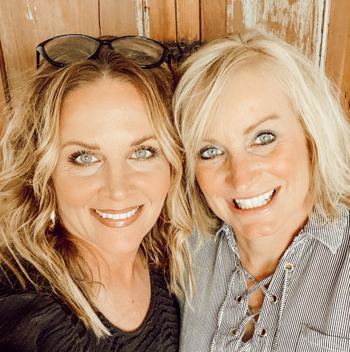 โพสต์ ของ Deb and Danelle|Lemon8