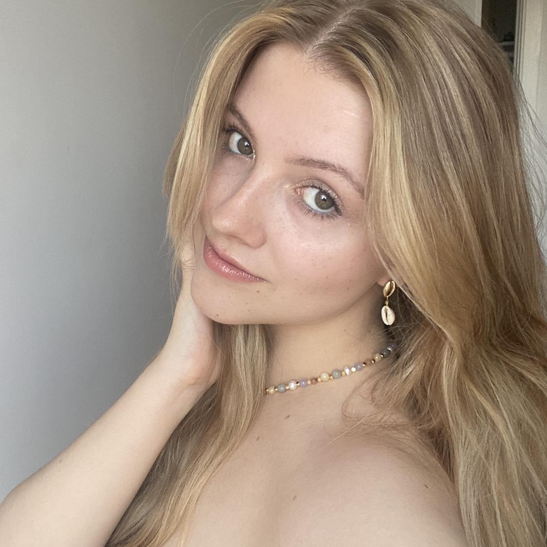 Emily 🍸☁️🫧🪩🤍's Post|Lemon8