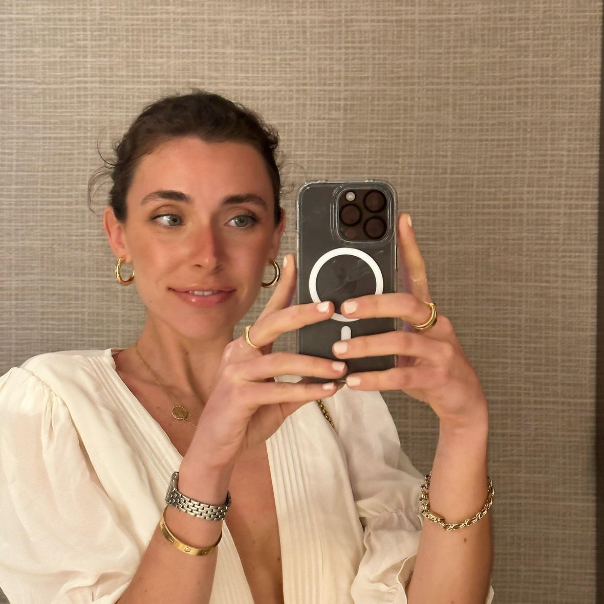 โพสต์ ของ Elizabeth Clark|Lemon8