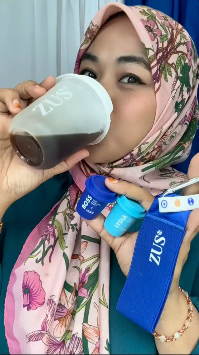 Lydia and Boss Zus Coffee - Carian Lemon8