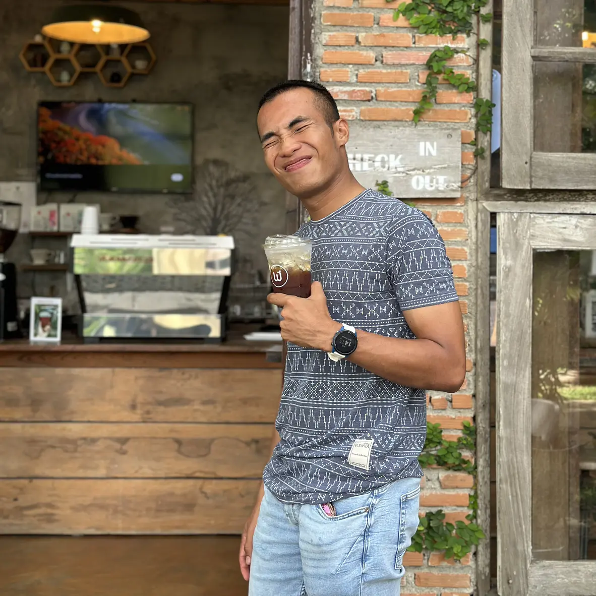 โพสต์ ของ Sitthipong Phan|Lemon8