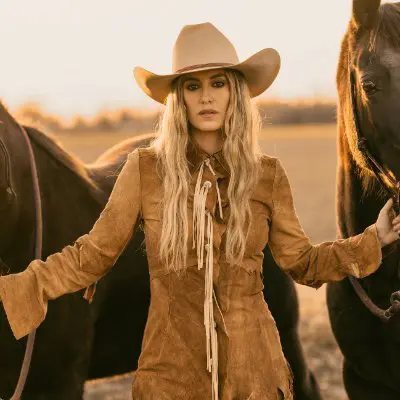 โพสต์ ของ Lainey Wilson |Lemon8