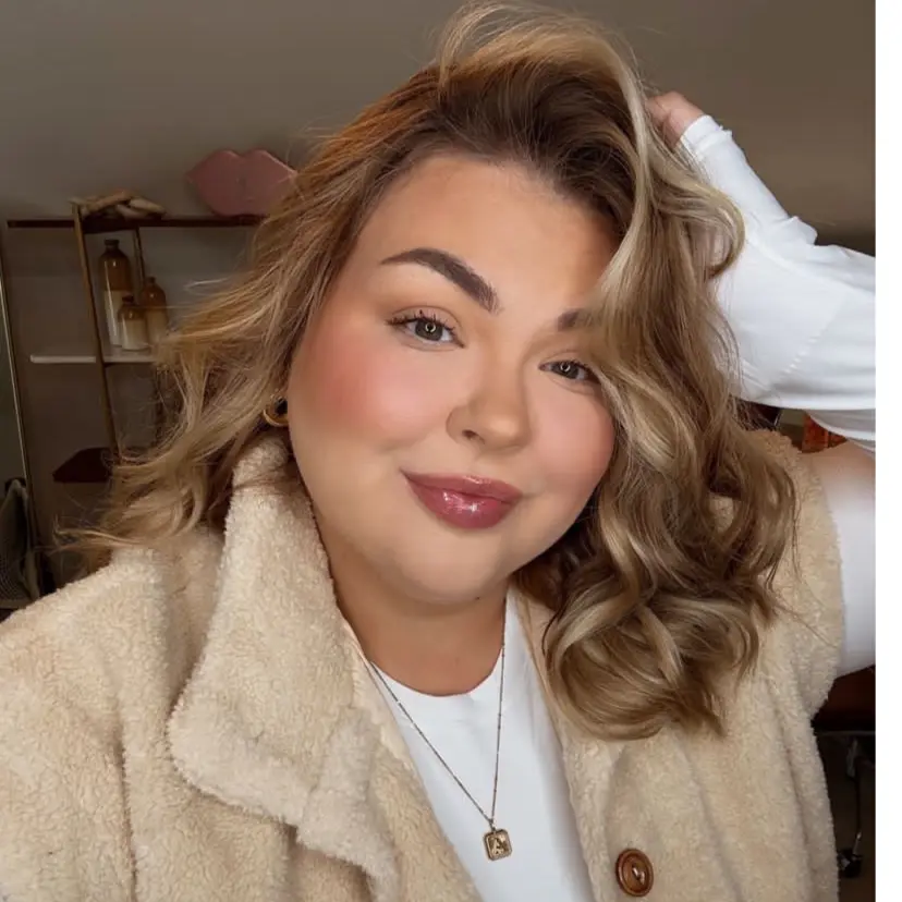 โพสต์ ของ Jane Wallace|Lemon8